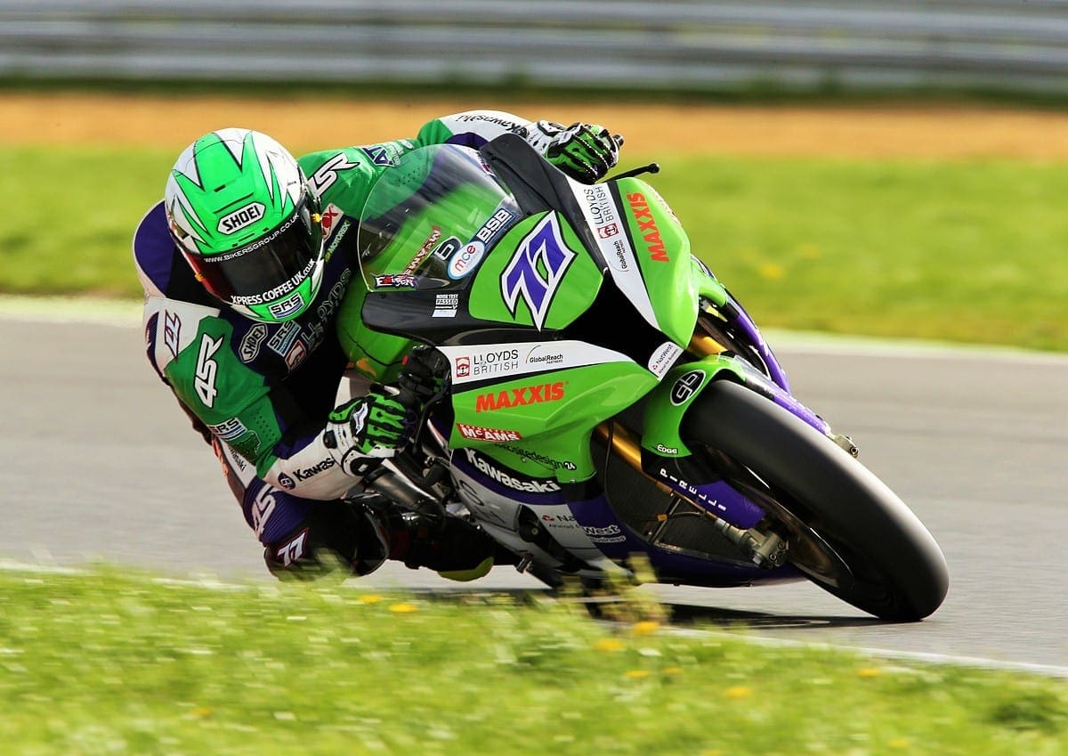 GBMoto Racing: Successful testing at Snetterton | MoreBikes