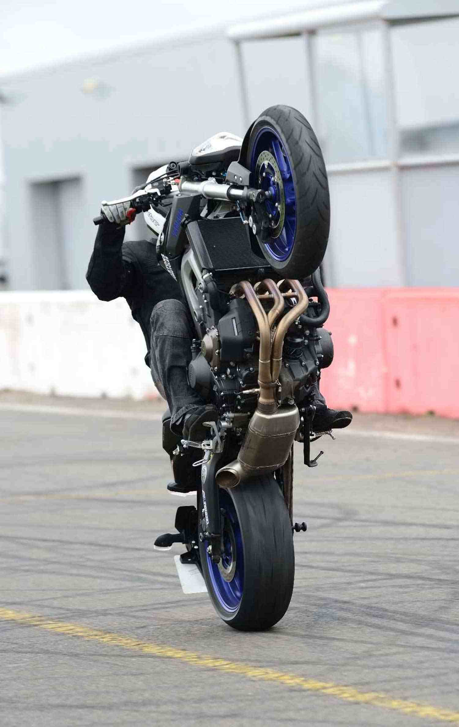 Free tour event: Discover the Dark Side when you test ride a Yamaha MT ...
