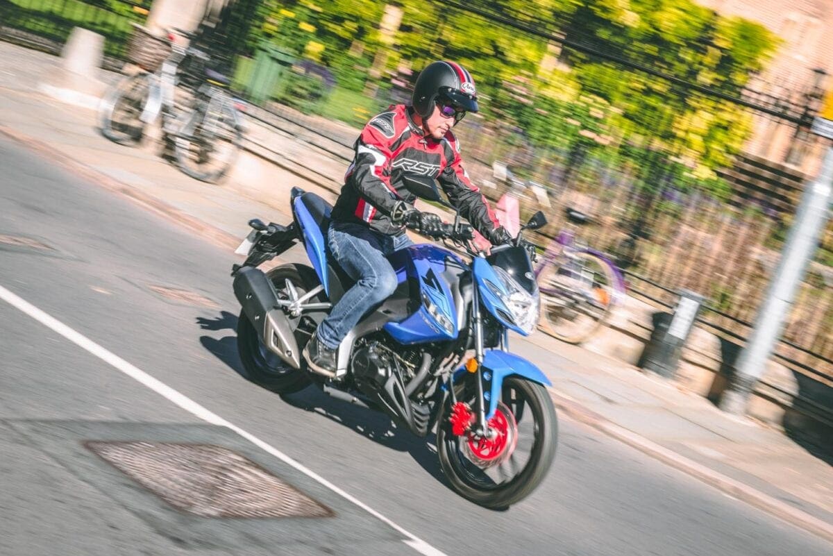 KYMCO heads to Motorcycle Live for the FIRST time. WIN a VSR125. Test ...