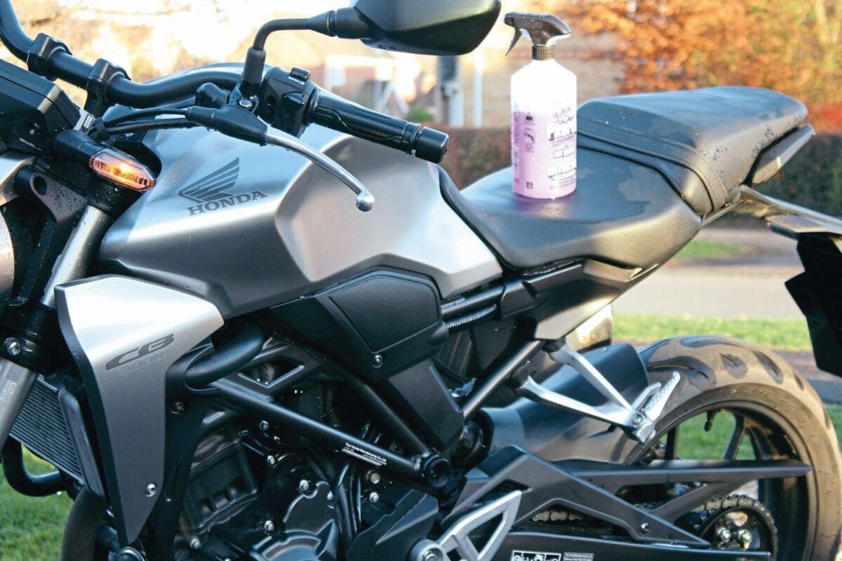 TESTED: Guy Martin's Proper Cleaner | MoreBikes