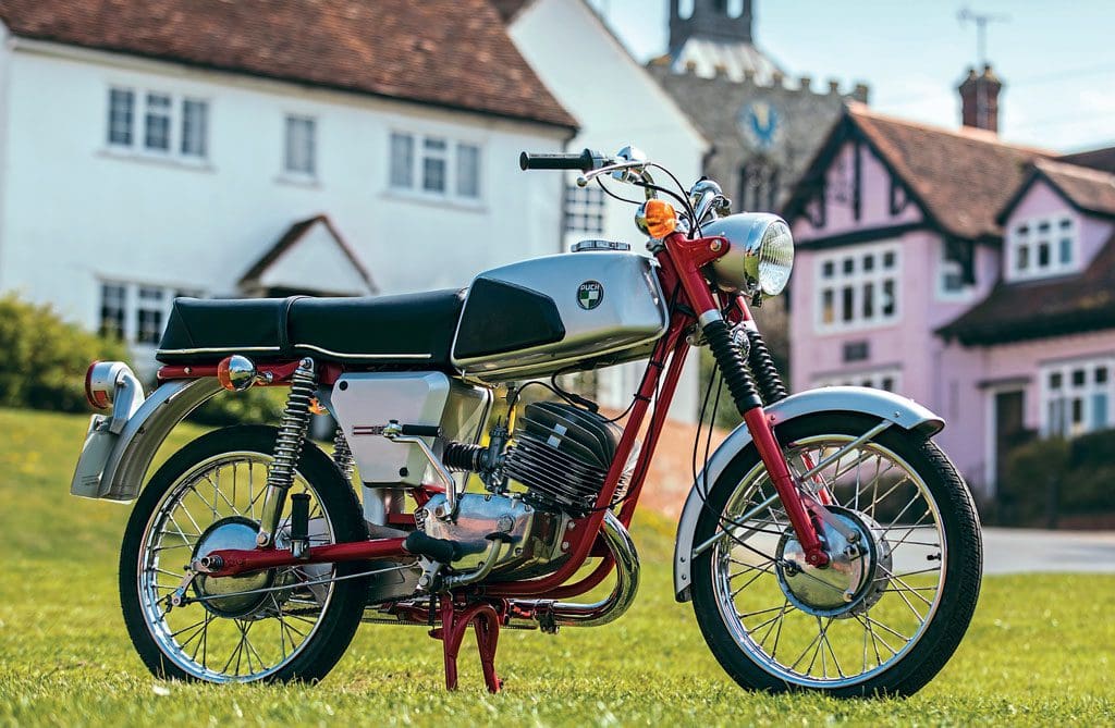 Classic Ride: Puch M125 | MoreBikes