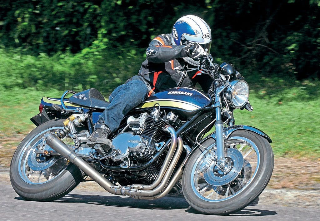 Max Zed Vroom! | MoreBikes